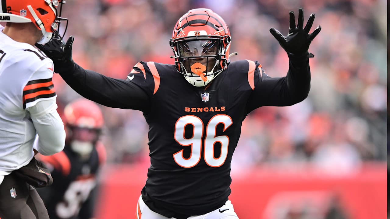 Reports: Bengals Retain Cam Sample's D-Line Versatility As He Eyes ...