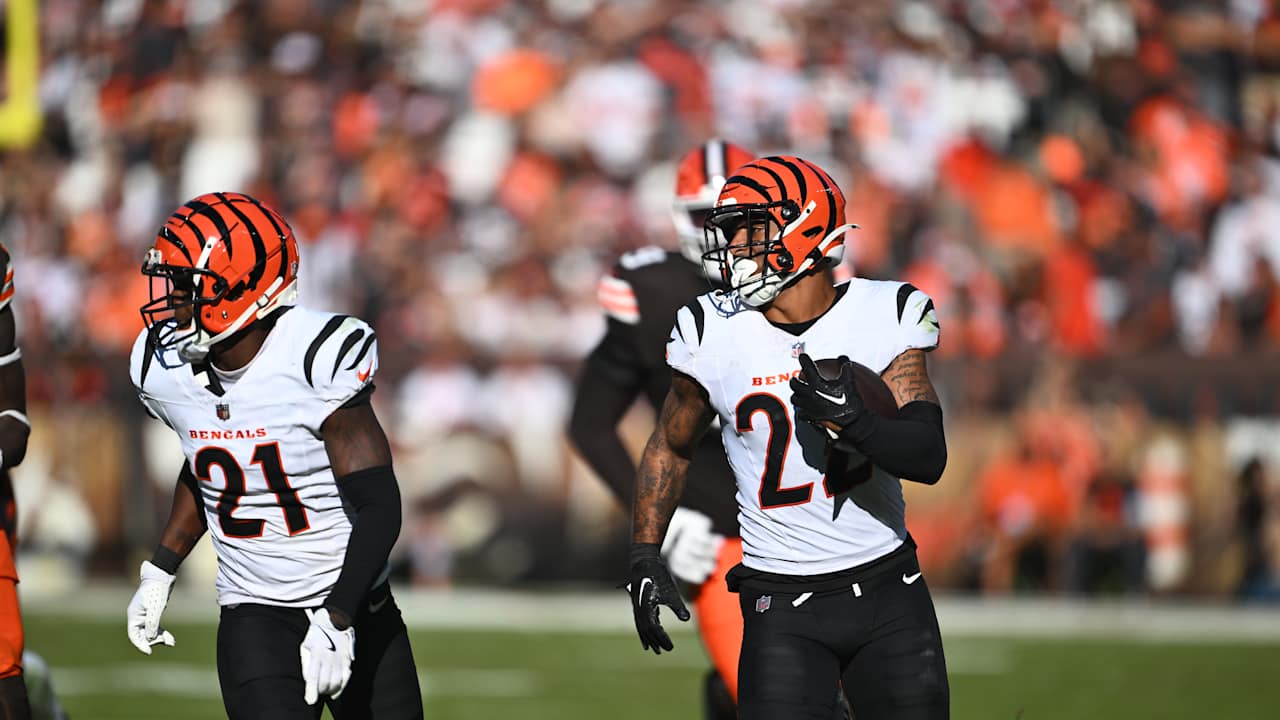 Geno Stone jumps DTR's pass for big INT | 2024 HIGHLIGHTS