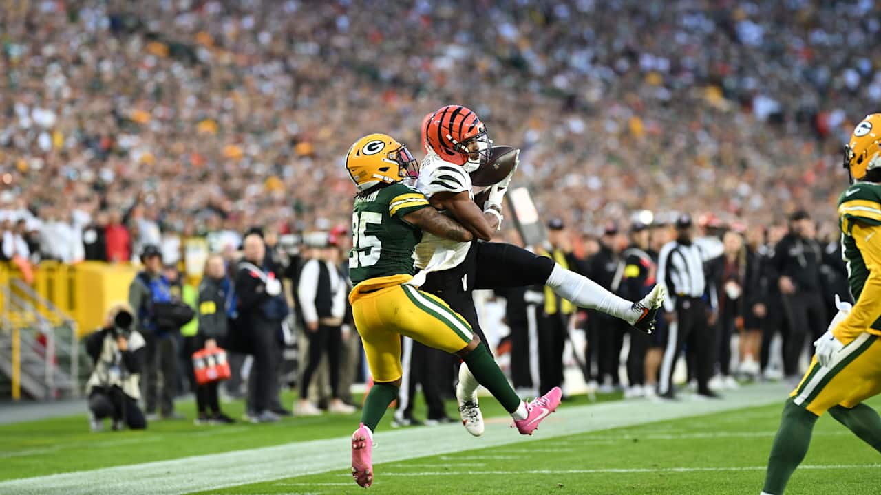 Ja'Marr Chase catches for a 19-yard Touchdown vs. Green Bay Packers | 2025 HIGHLIGHTS