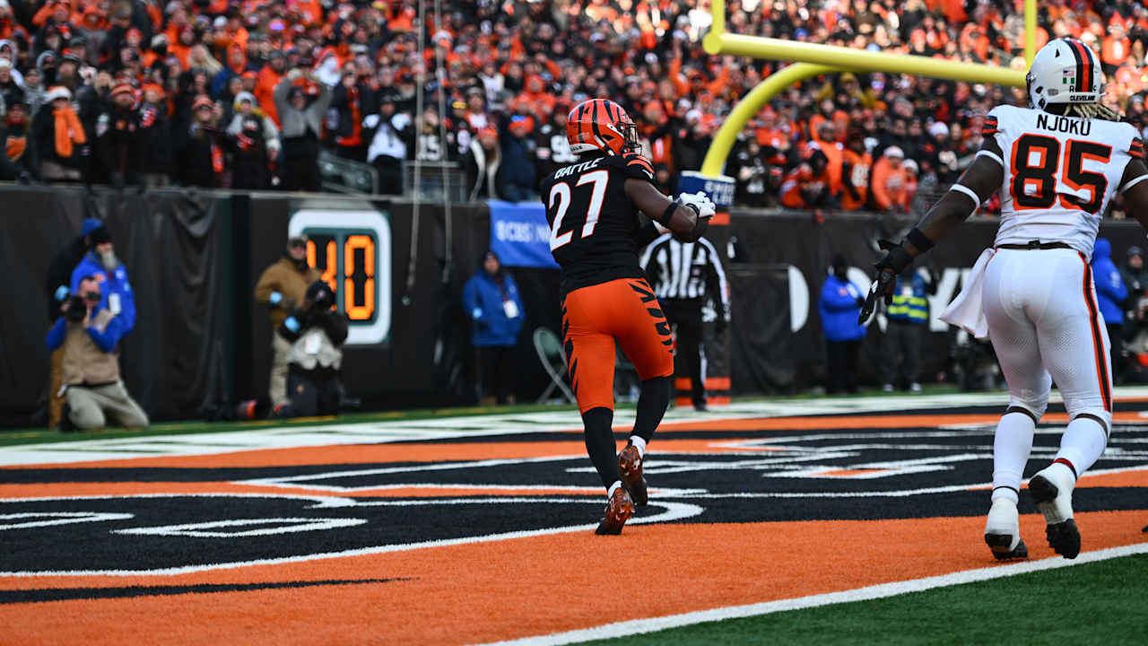 Vets And Kids Team To Heat Up Bengals Defense As Playoff Flame Still Burns