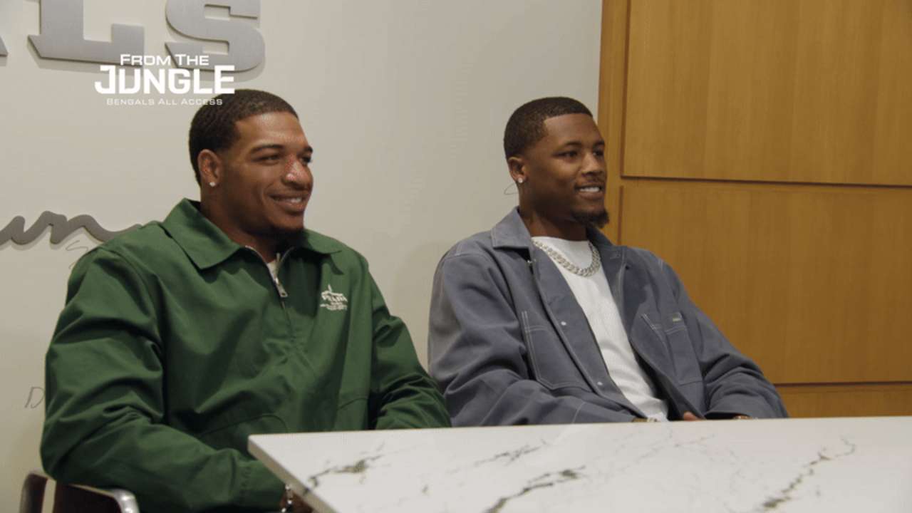 Picture Time: Ja'Marr Chase & Tee Higgins Signings Behind The Scenes ...