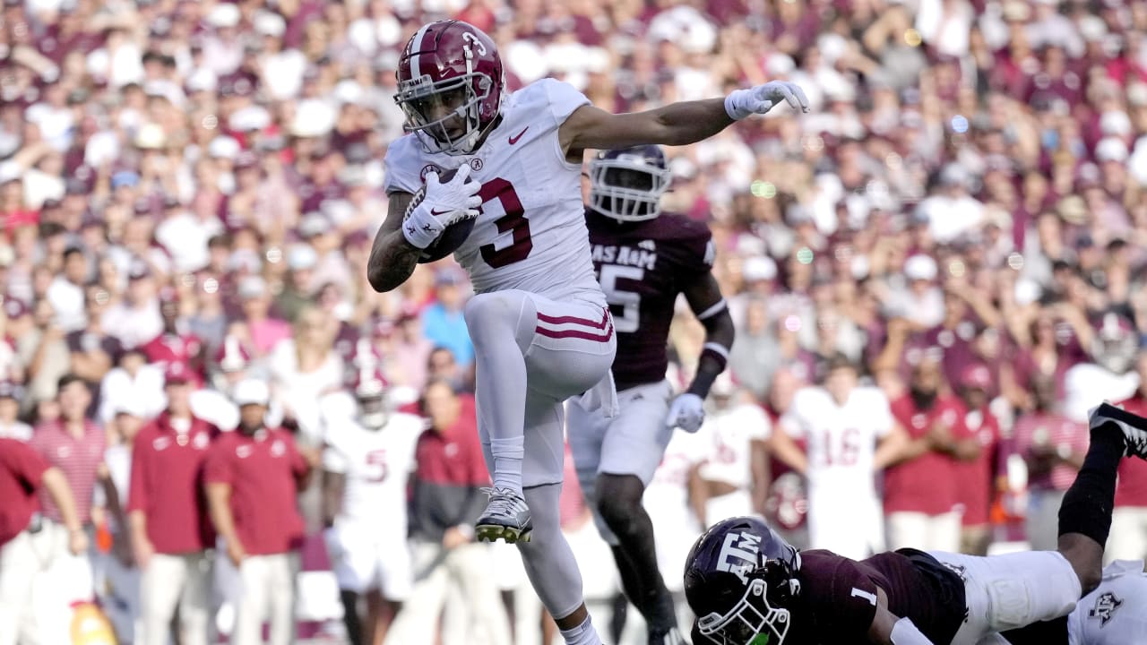 Alabama WR Jermaine Burton Explodes Into Bengals Huddle During Third ...