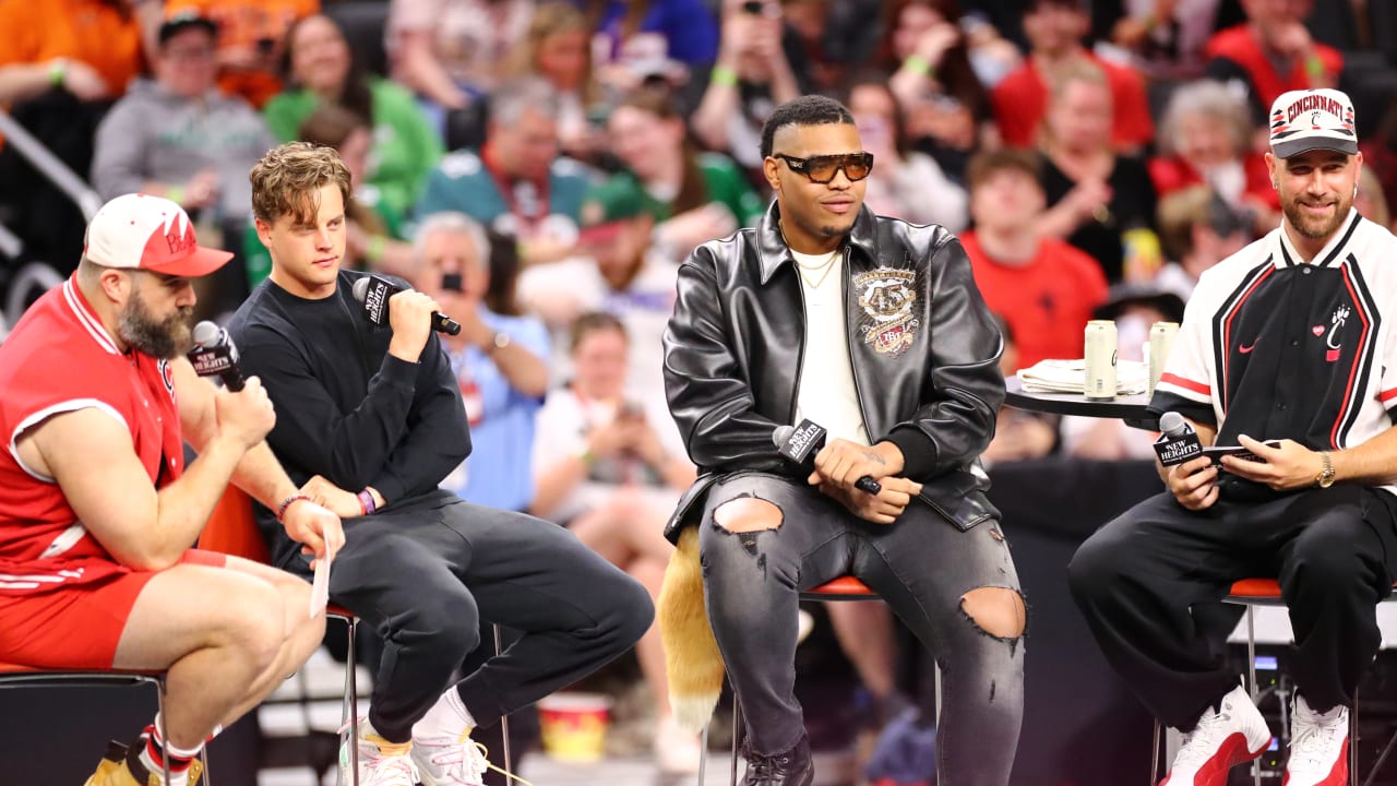 Photos of Joe Burrow, Orlando Brown Jr. on New Heights Live with Travis ...