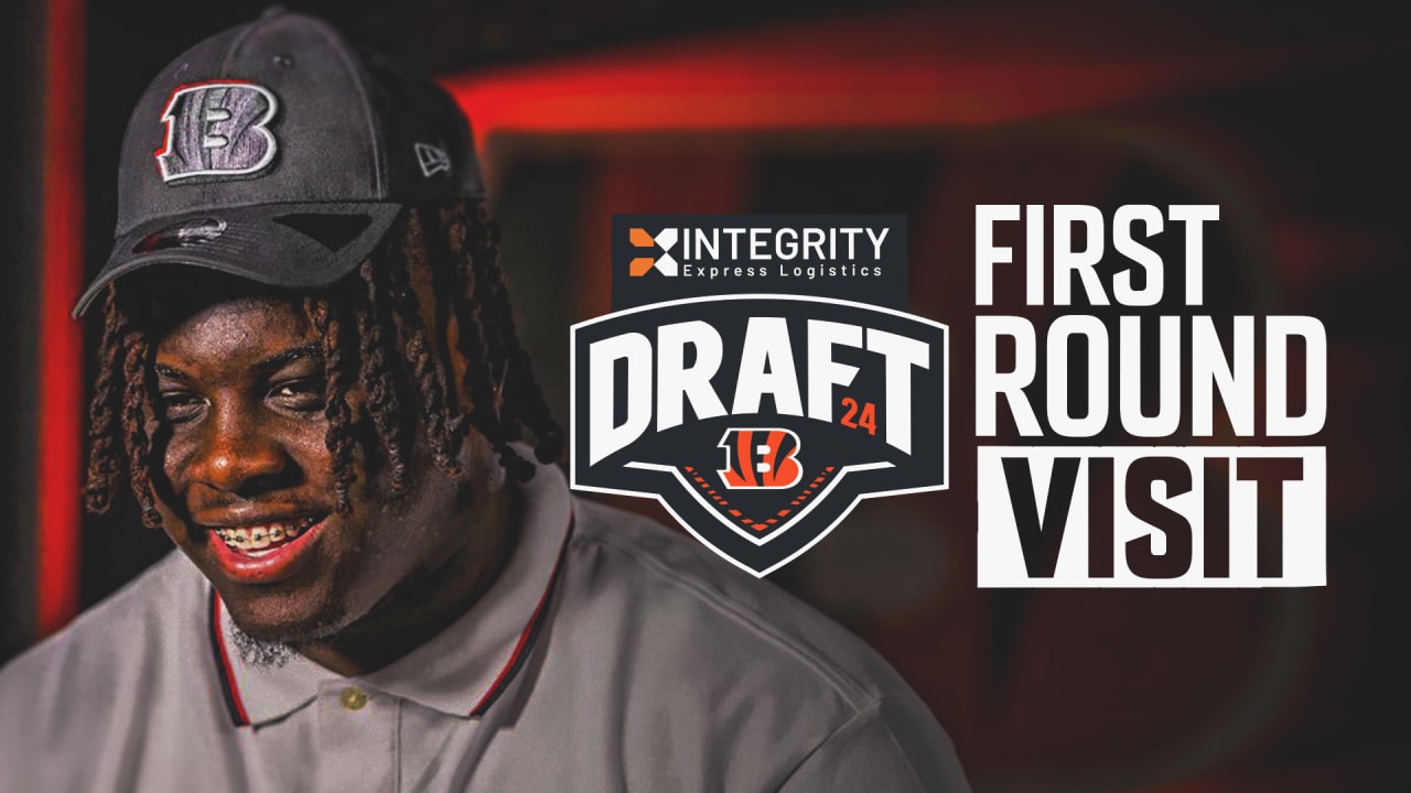 Photos: Bengals First Round Pick Amarius Mims Visits Cincinnati