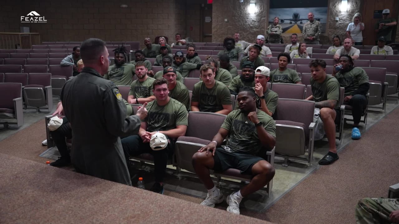 Bengals Rookies Visit Military Base