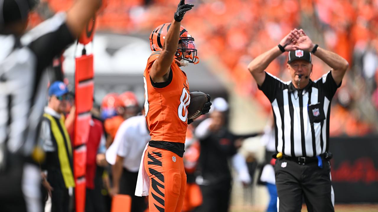 Andrei losivas contorts body for 13-yard snag | 2024 HIGHLIGHTS