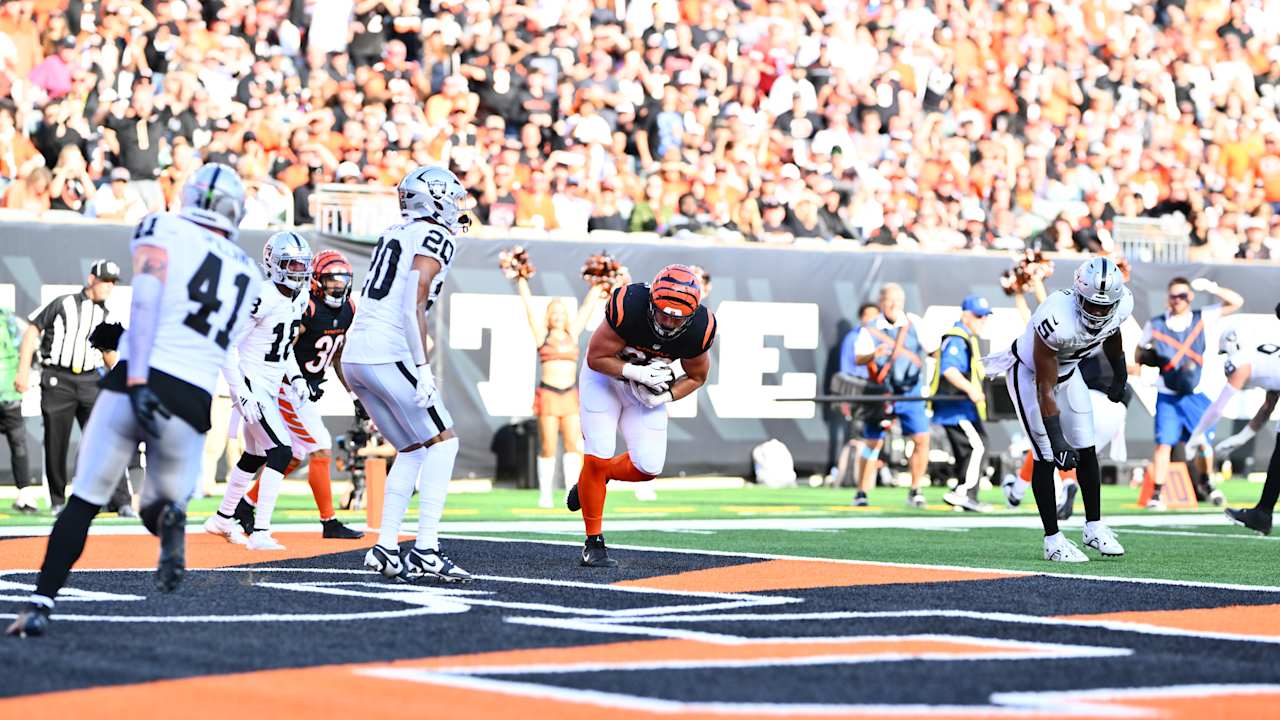 Joe Burrow's third TD pass of day boosts Cincy's lead to 23-10 vs. Raiders | HIGHLIGHTS