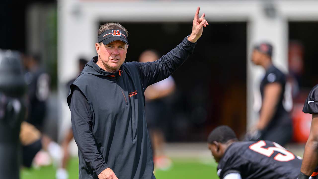 Bengals' New Coaches Take It To The Field: 'There's No Gray Area'