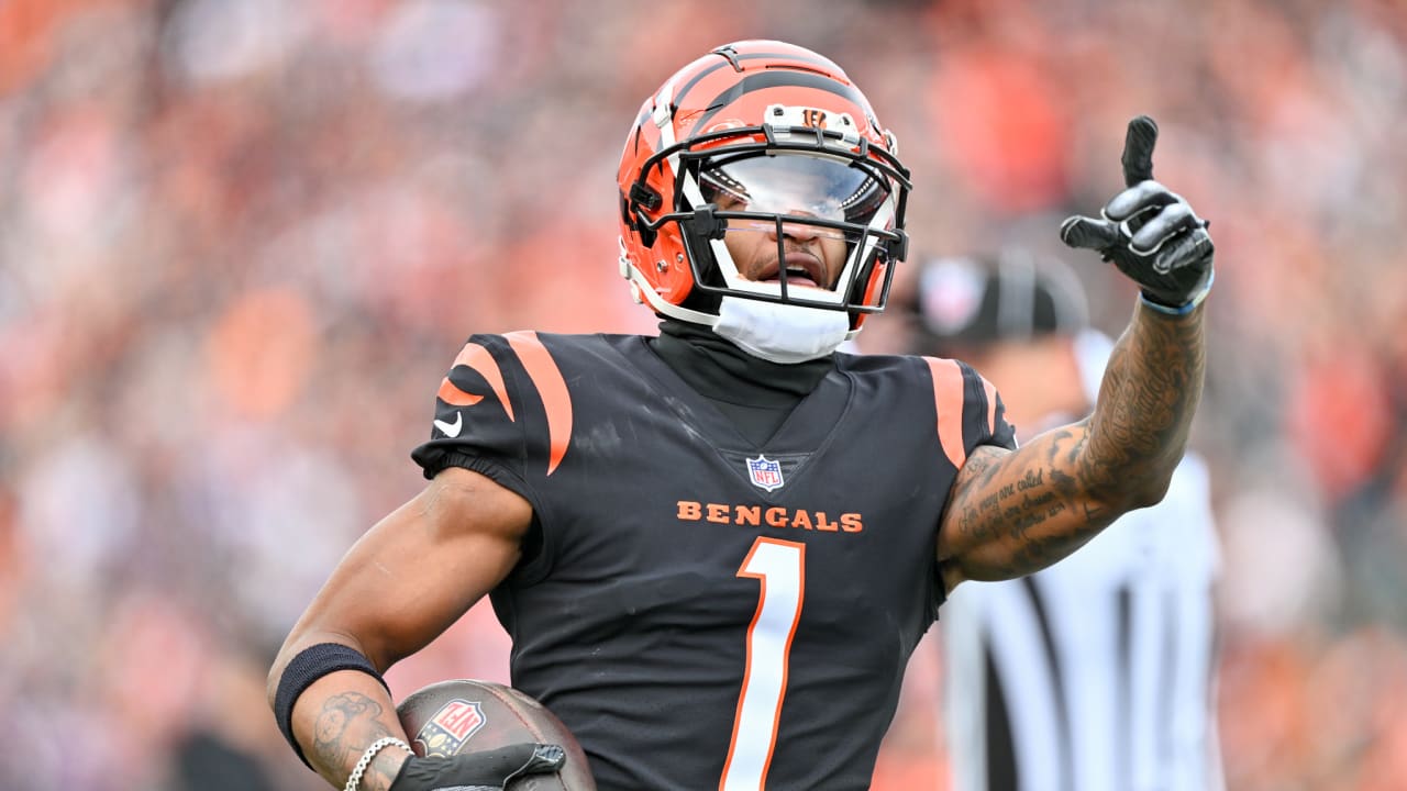 Quick Hits: Ja'Marr Seeks Offseason Getting 'My Body Right,' To Pay Off ...