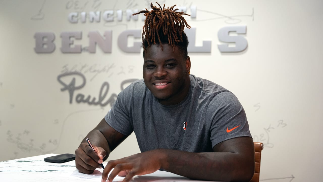 Bengals Sign Amarius Mims