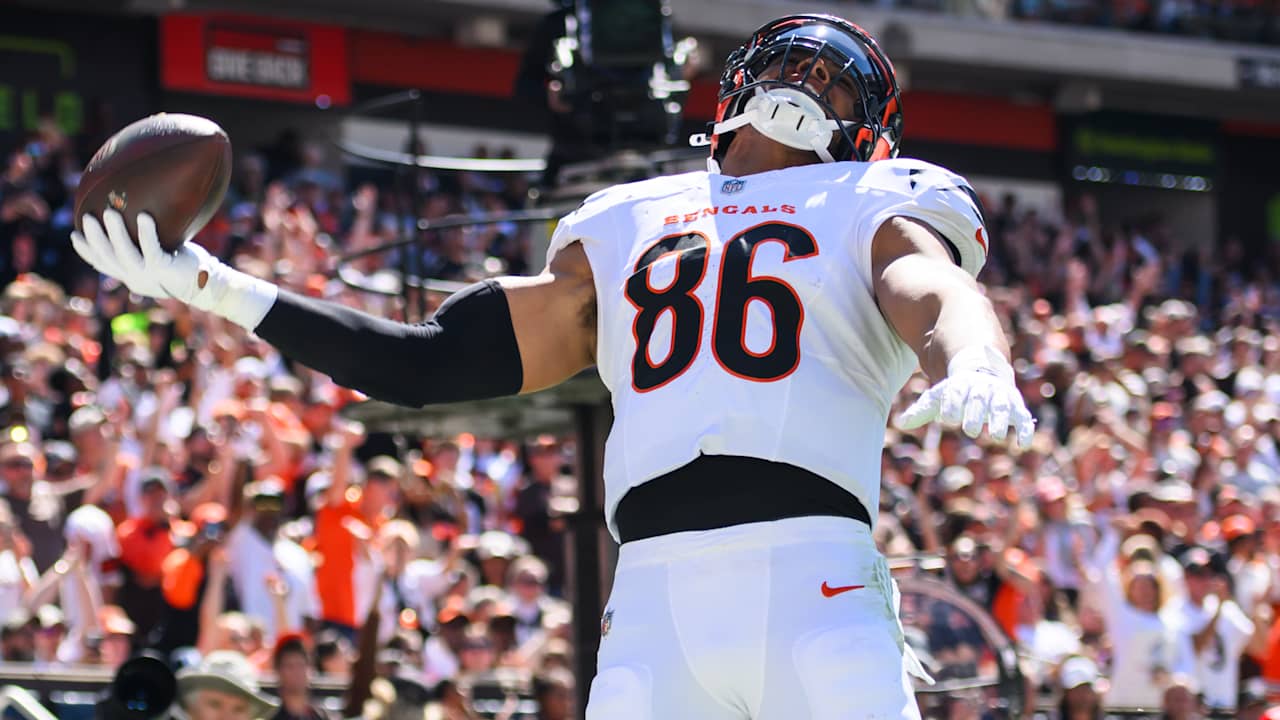 Best of the Tight Ends so Far for National Tight Ends Day | PLAYER PHOTOS
