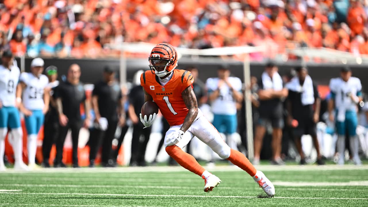 Ja'Marr Chase's best catches from 165-yard game vs. Jaguars Week 2 | HIGHLIGHTS 2025