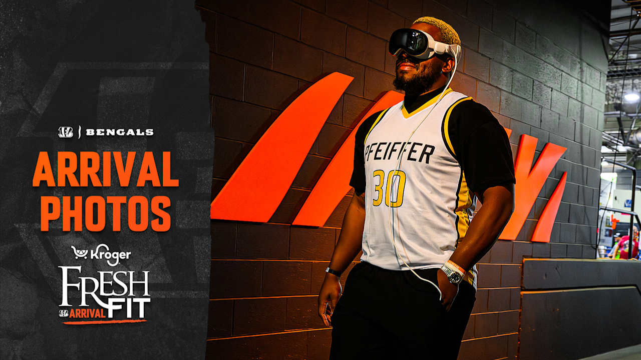 Bengals Arrive for Preseason Week 3 Against Colts | ARRIVAL PHOTOS