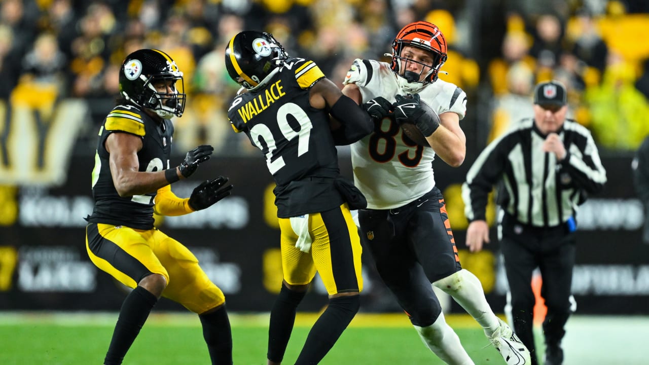 Browning's 14-yard dart to slanting Sample yields another first down