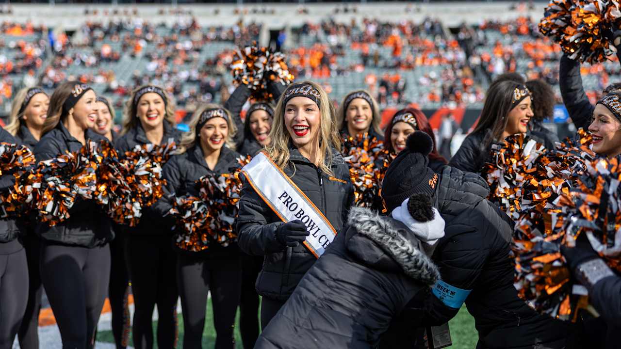 CHEERLEADER PHOTOS | Best of Ben-Gals in Week 16 Against Browns