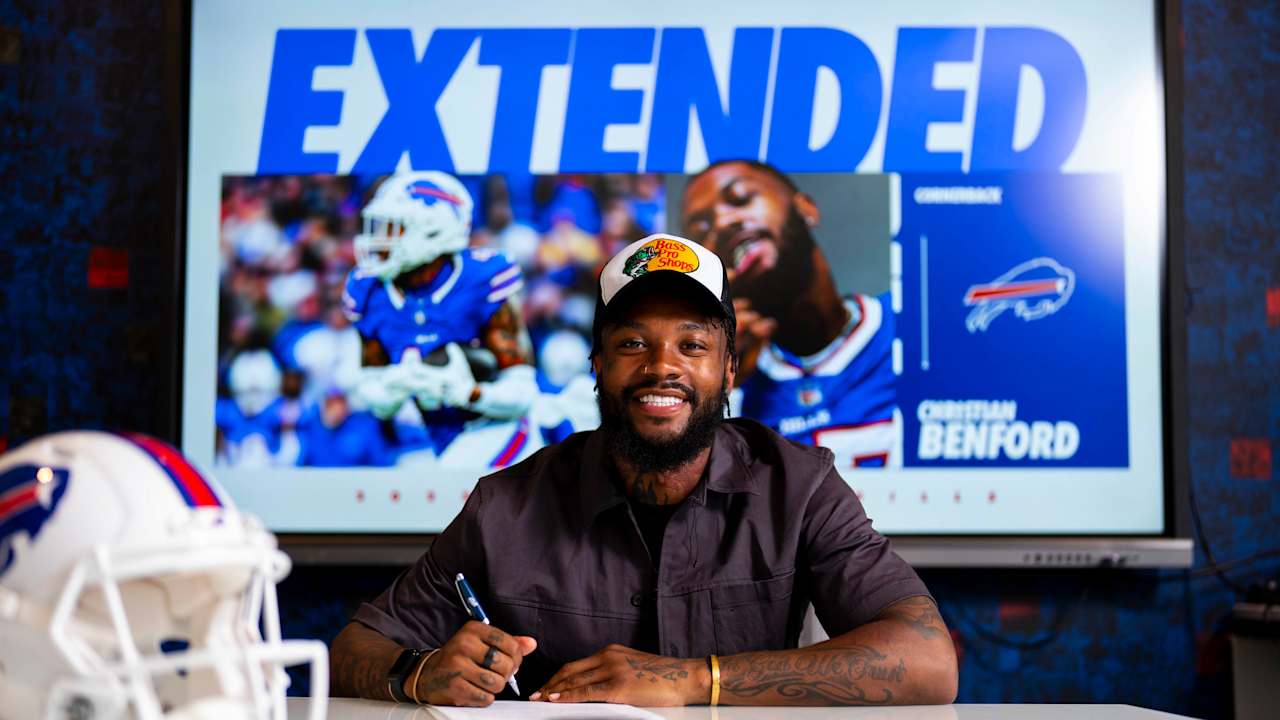 Photos | Buffalo Bills Players Sign 2025 Contract Extensions