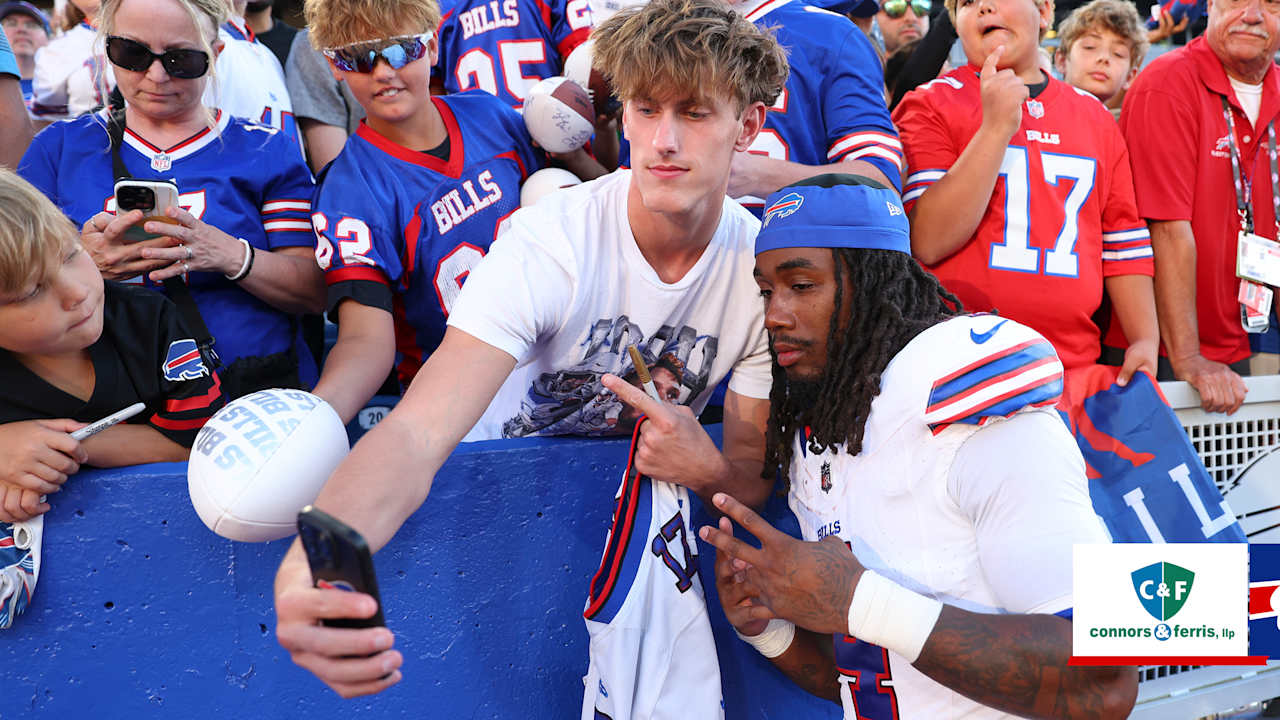 Best fan photos of Bills Mafia at Return of the Blue & Red 2025