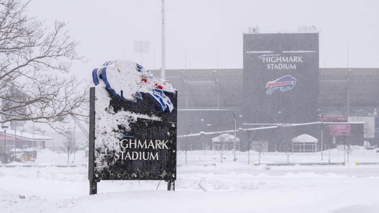 Photos | Snow Removal at Highmark Stadium before Bills vs. Chiefs