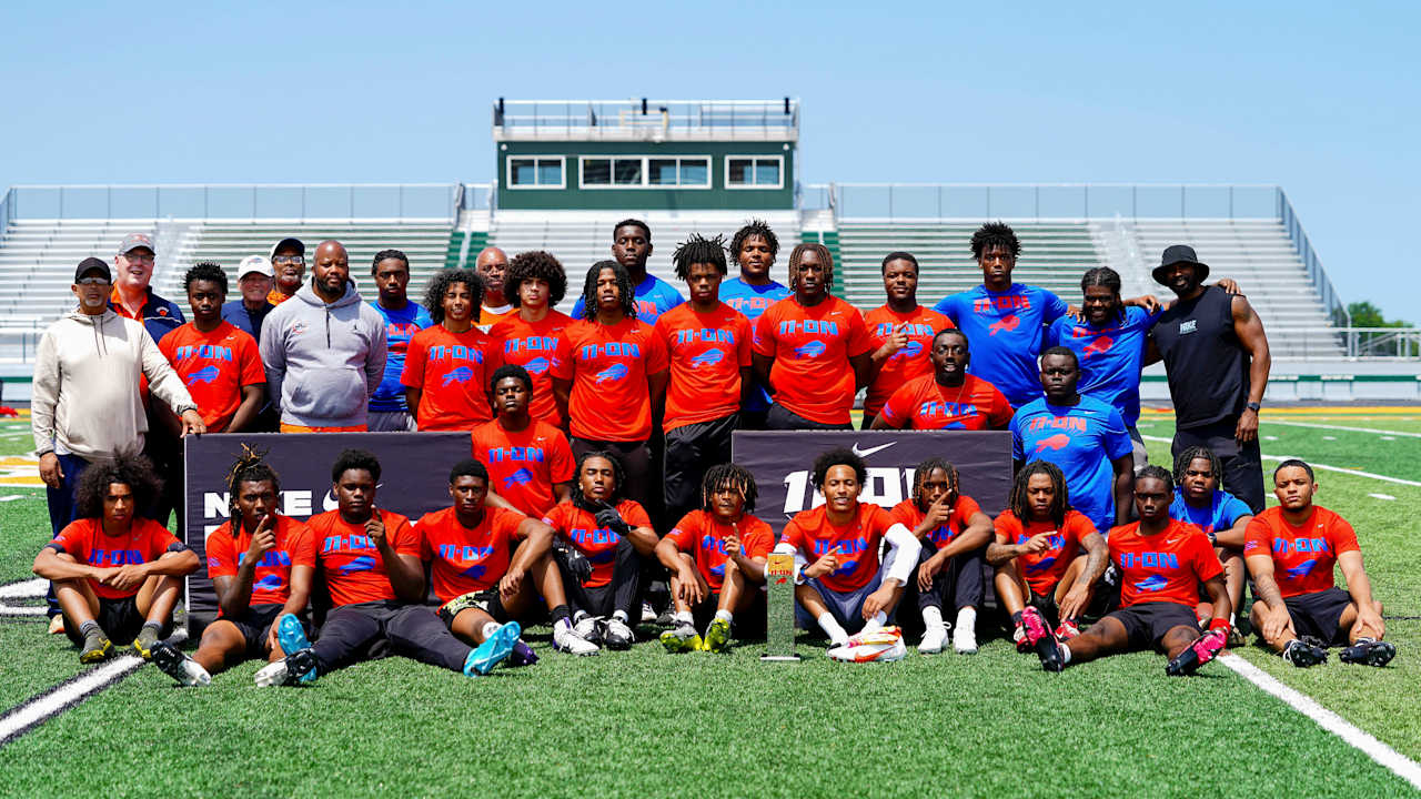 In the Community | Nike 11-On at West Seneca East High School