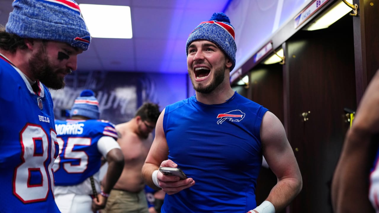 Best Buffalo Bills postgame celebration photos | Super Wild Card Weekend