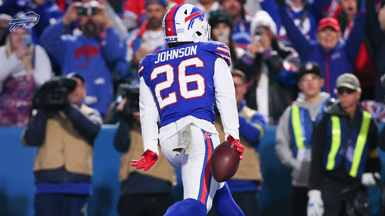 Ty Johnson rushes for a 2-yard touchdown! | Bills vs. Chiefs Highlights