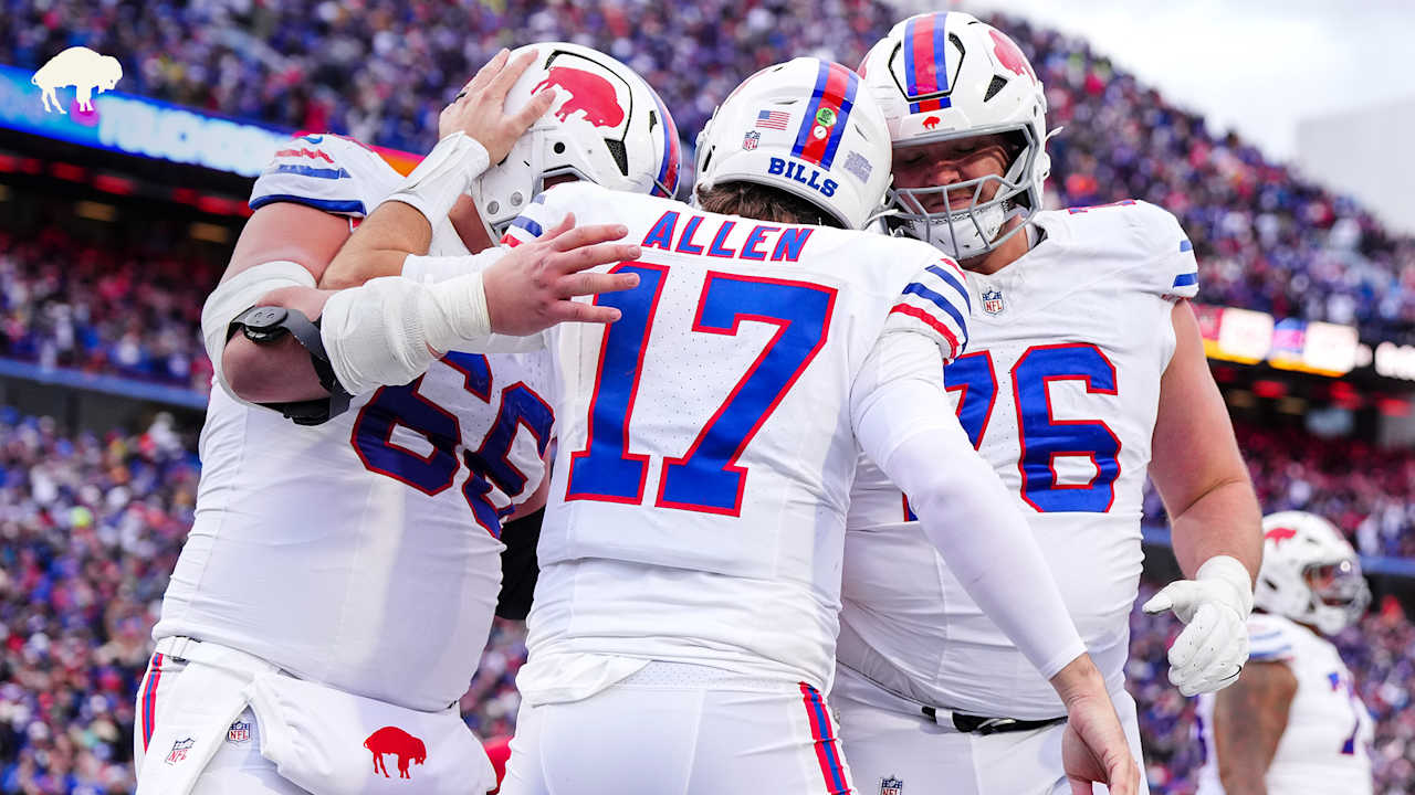 Josh Allen rushes for a 9-yard touchdown! | Bills vs. Buccaneers Highlights