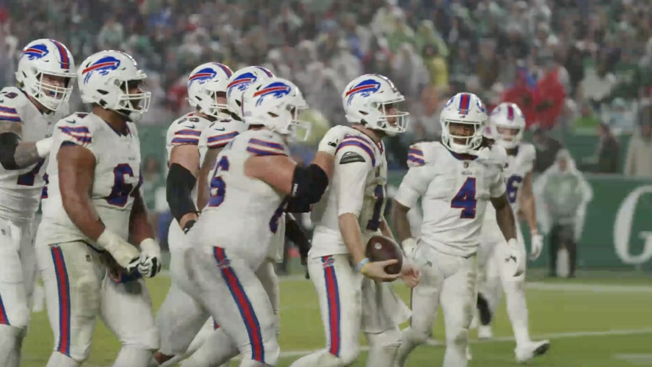 Sideline Access | QB Josh Allen POWERS his way in for a 9-yard TD | Bills at Eagles