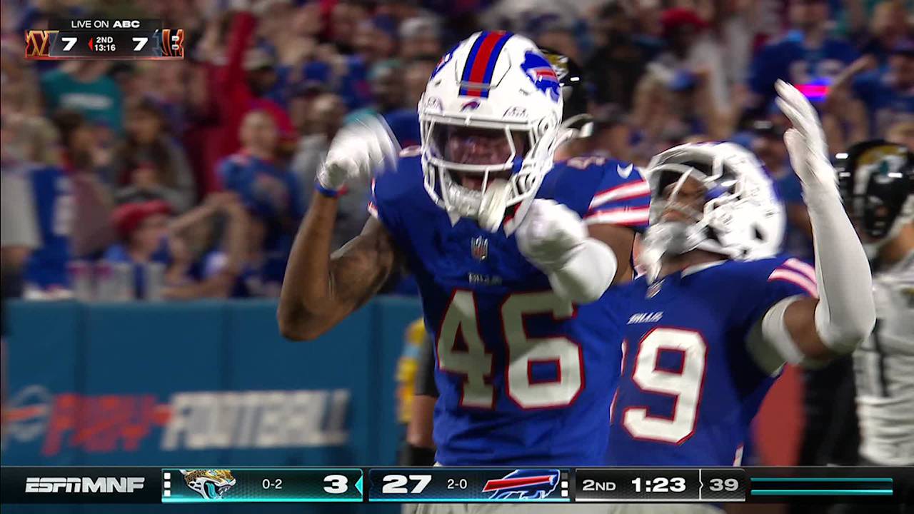 Buffalo blitz sends Lawrence to the turf on 8-yard sack | Bills vs. Jaguars