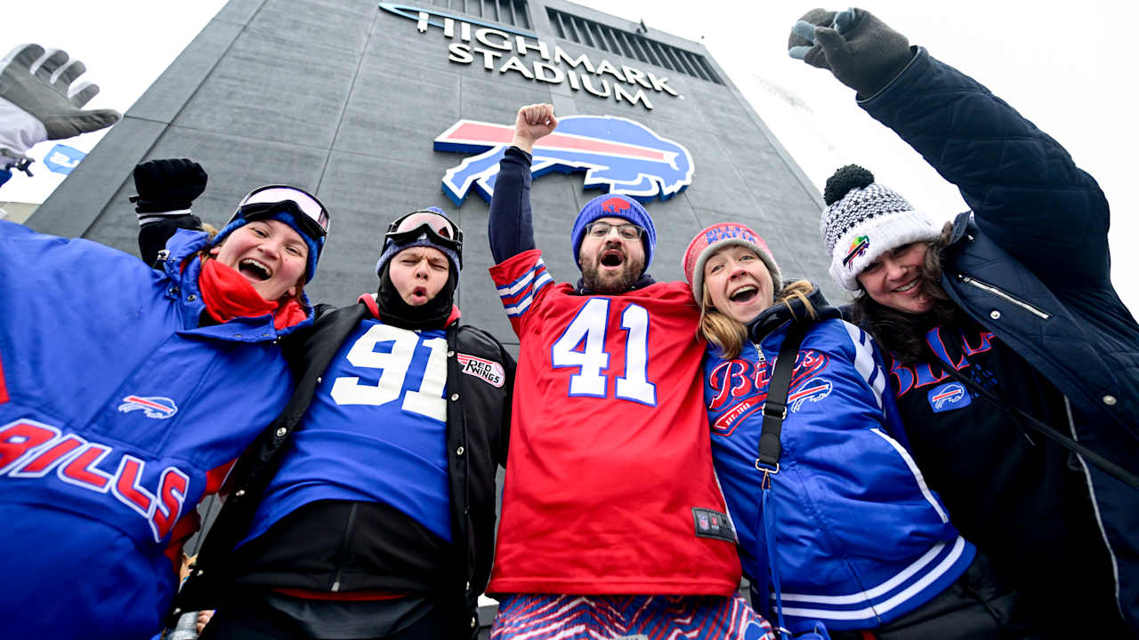 Best of Fan Photos from the 2025 Buffalo Bills Season