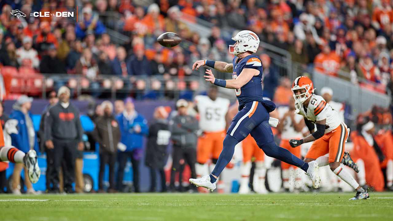 QB Bo Nix delivers 16-yard pass to WR Devaughn Vele | Broncos vs. Browns