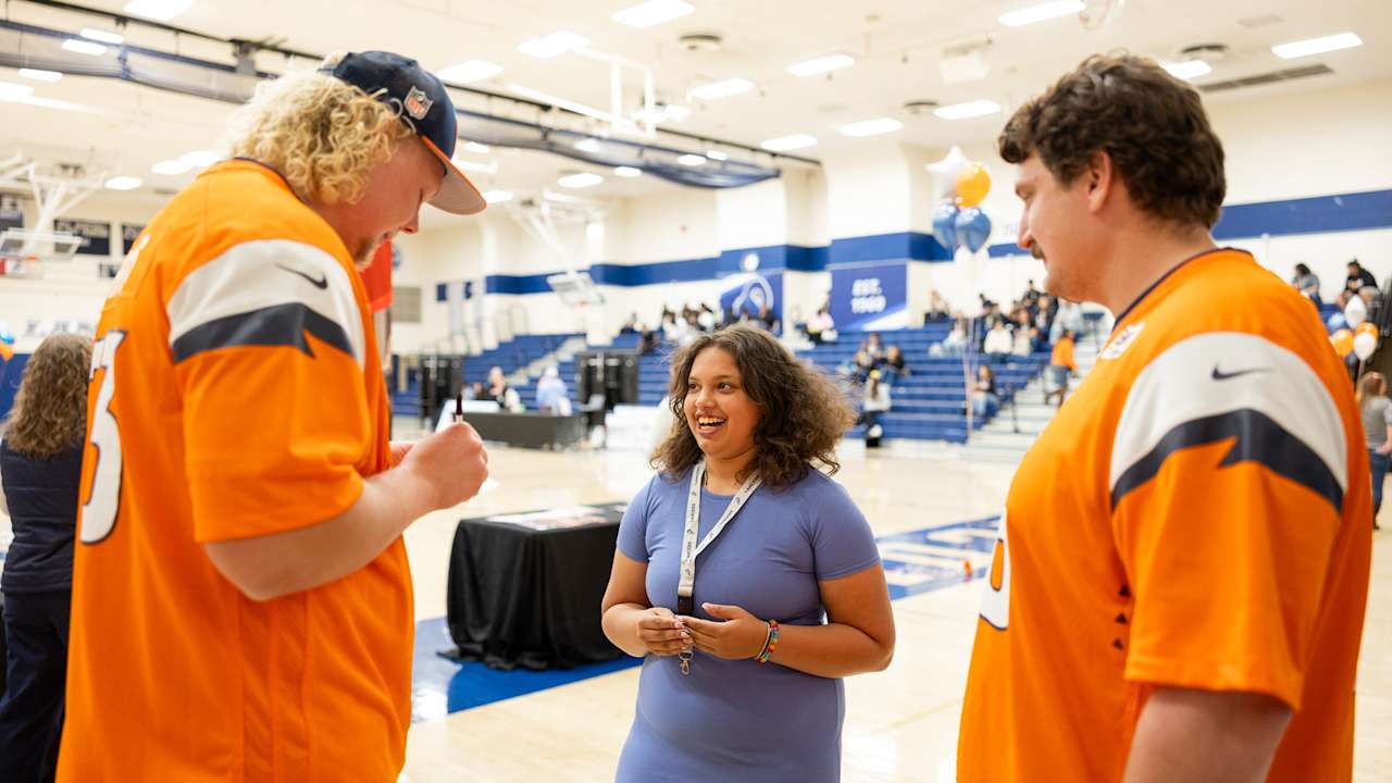 Photos: Denver Broncos Foundation partners with Ent Credit Union for ...