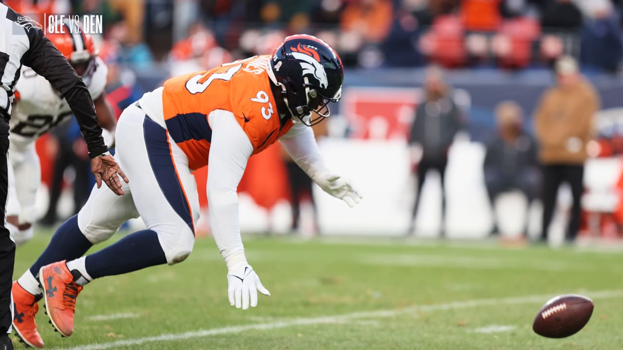 DT D.J. Jones comes up with crucial fumble recovery | Broncos vs. Browns