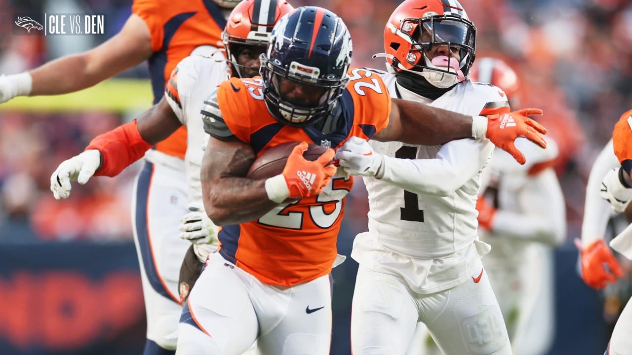 RB Samaje Perine breaks off a 25-yard run against Cleveland | Broncos ...