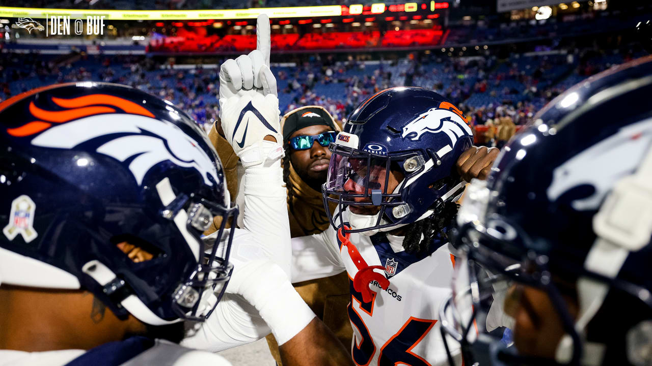 Pregame photos: Broncos arrive and prepare for Week 10 game vs. Bills