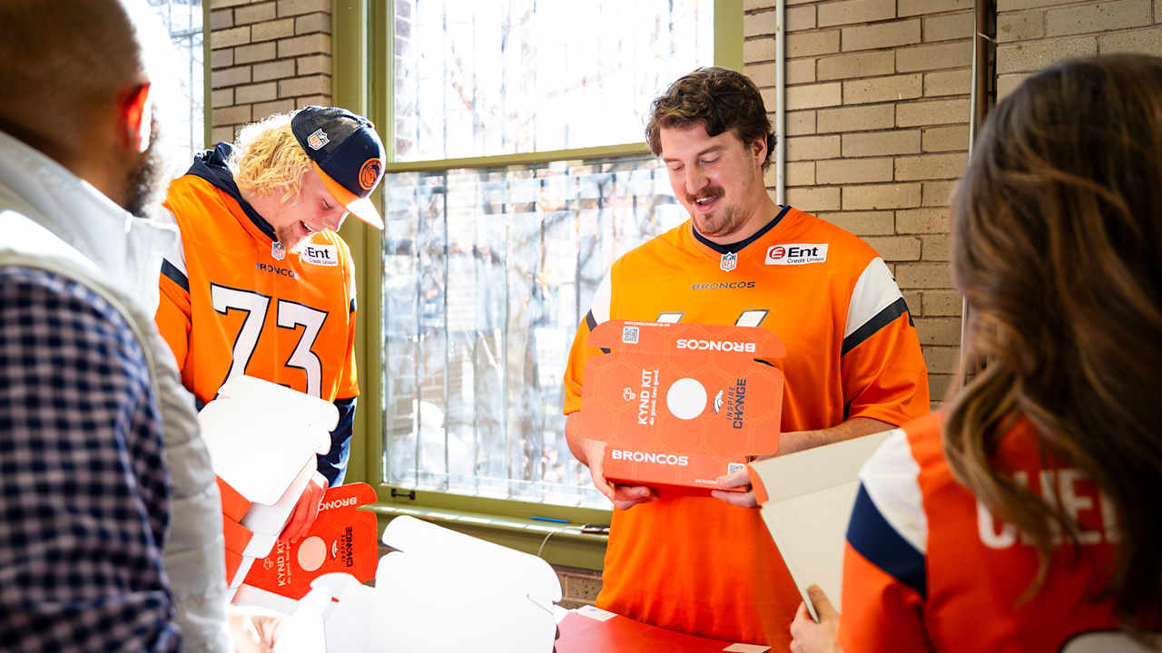 Broncos players, alumni and cheerleaders participate in Kynd Kit ...