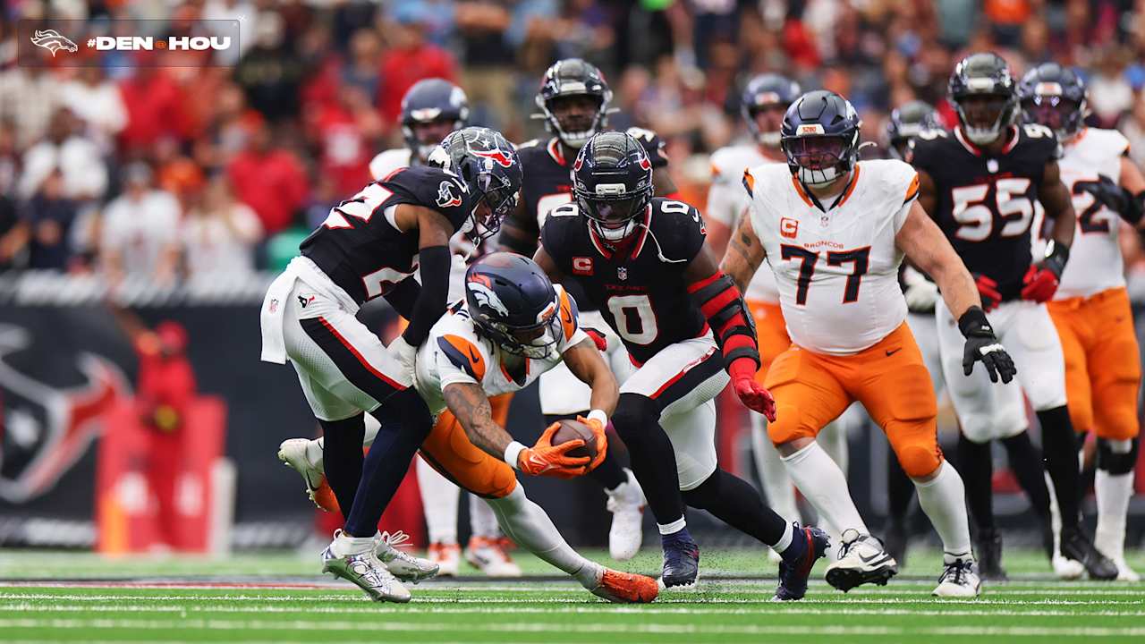 WR Pat Bryant extends for a crucial third-down conversion | Broncos at ...