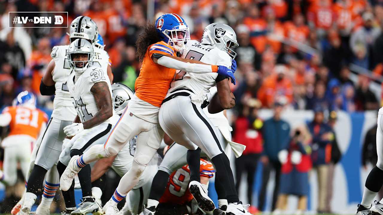 S Talanoa Hufanga sacks Geno Smith for a turnover on downs | Broncos vs ...