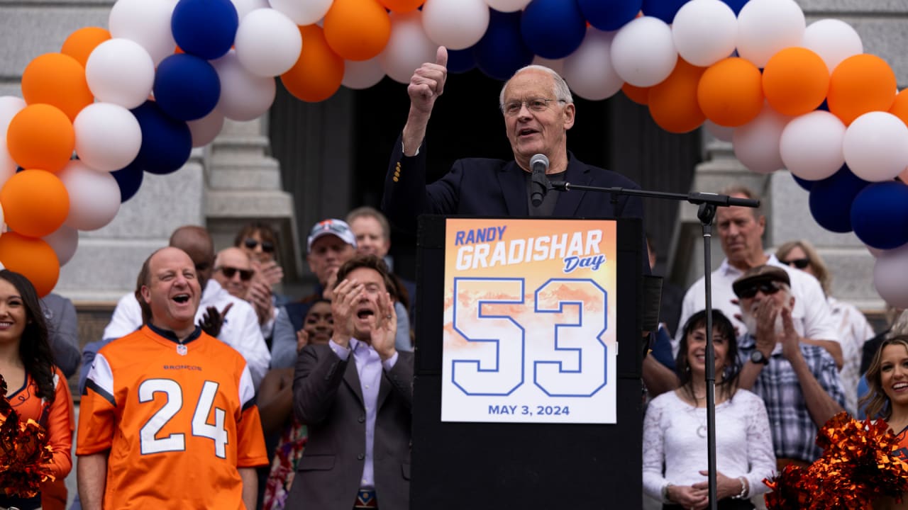 Broncos, Colorado celebrate 'Randy Gradishar Day' at Capitol building