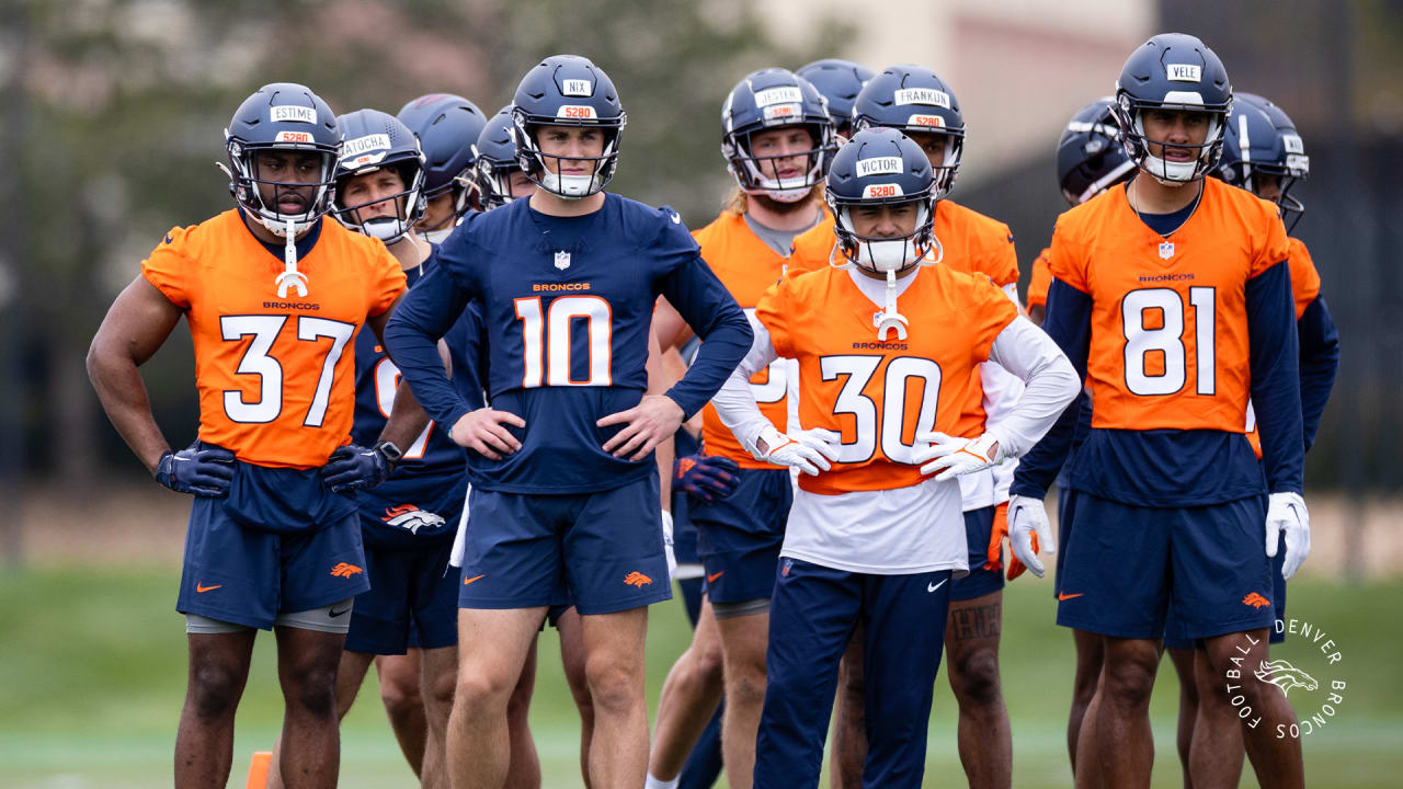 First look: Broncos’ rookies hit the practice field for minicamp