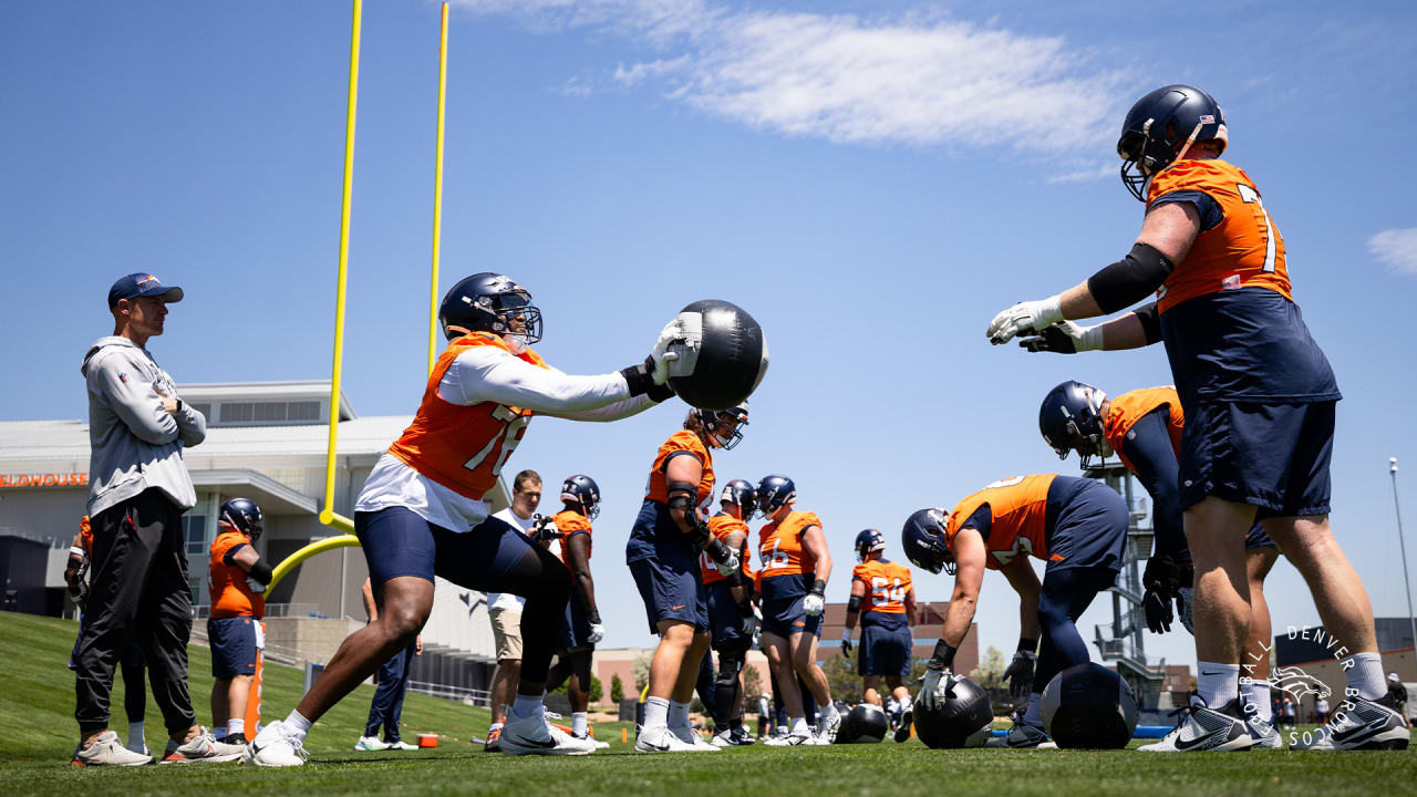 Photos: The action heats up at the Broncos’ final minicamp practice