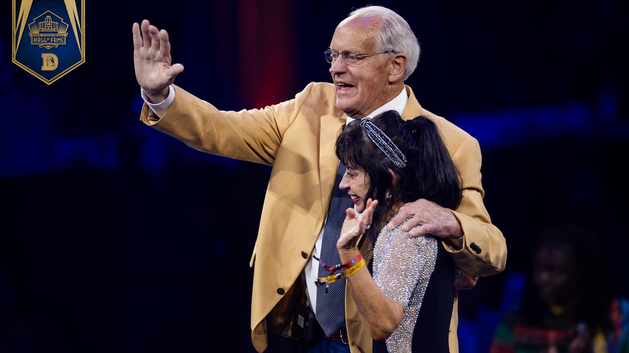 Photos: Pro Football Hall of Famer Randy Gradishar receives his gold ...