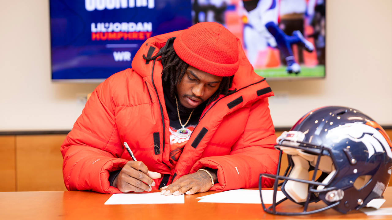 'It feels amazing': WR Lil'Jordan Humphrey on re-signing with the Broncos
