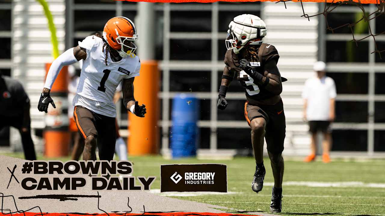 Browns practice in pads on Day 5