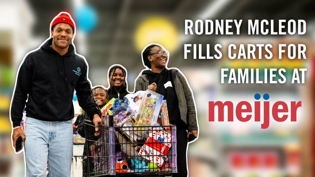 Rodney McLeod Jr. teams up with Meijer to host holiday "Fill-a-Cart ...
