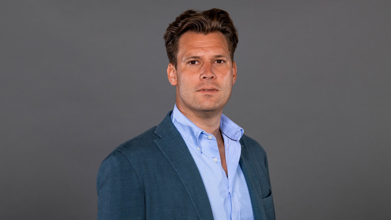 Haslam Sports Group's Joshua Glessing named to Sports Business Journal ...