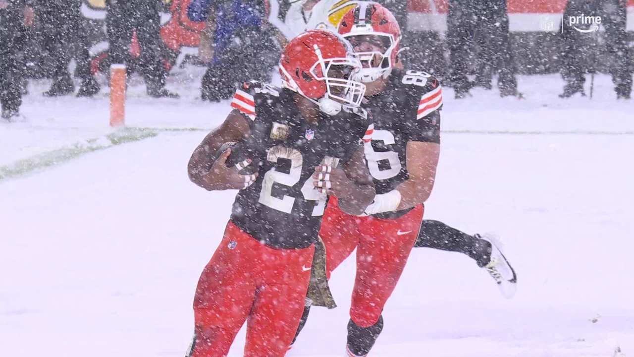 Nick Chubb's best plays from 2-TD game vs. Steelers Week 12