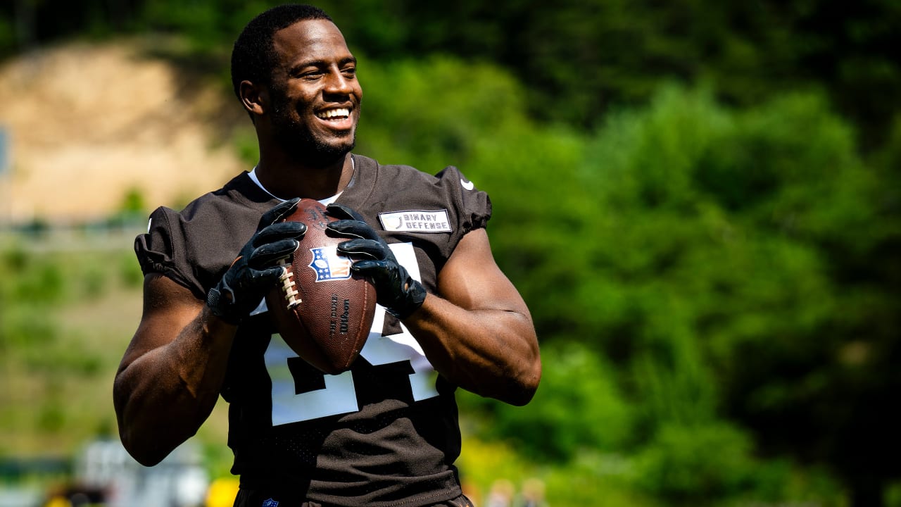 Browns announce Nick Chubb underwent second successful surgery