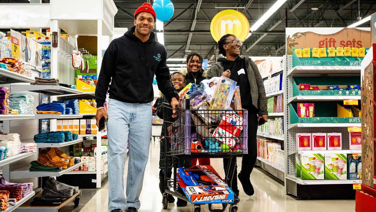 S Rodney McLeod and G Joel Bitonio host events in partnership with ...