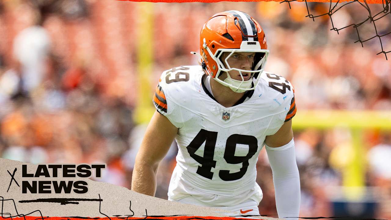 Carson Schwesinger named Maurice Bassett Award recipient