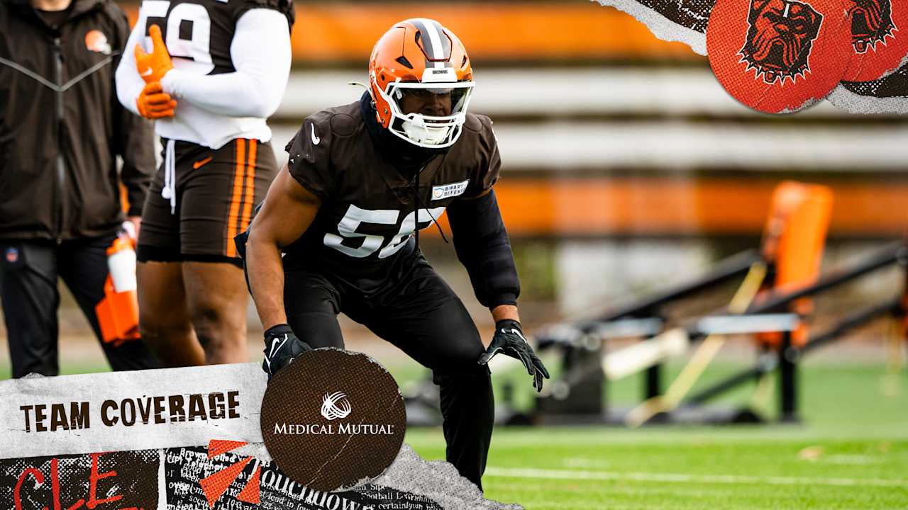 Jordan Hicks returns to practice after battling multiple injuries